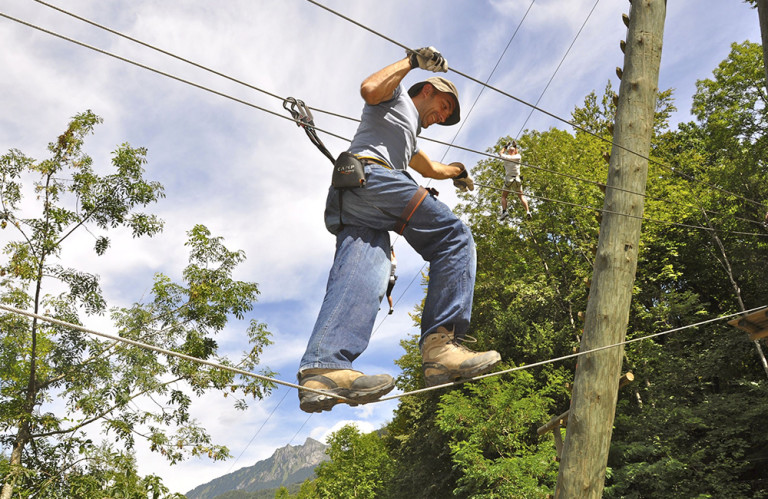 Parc Aventure d'Aigle | Le plein d'aventures dans une forêt enchantée!